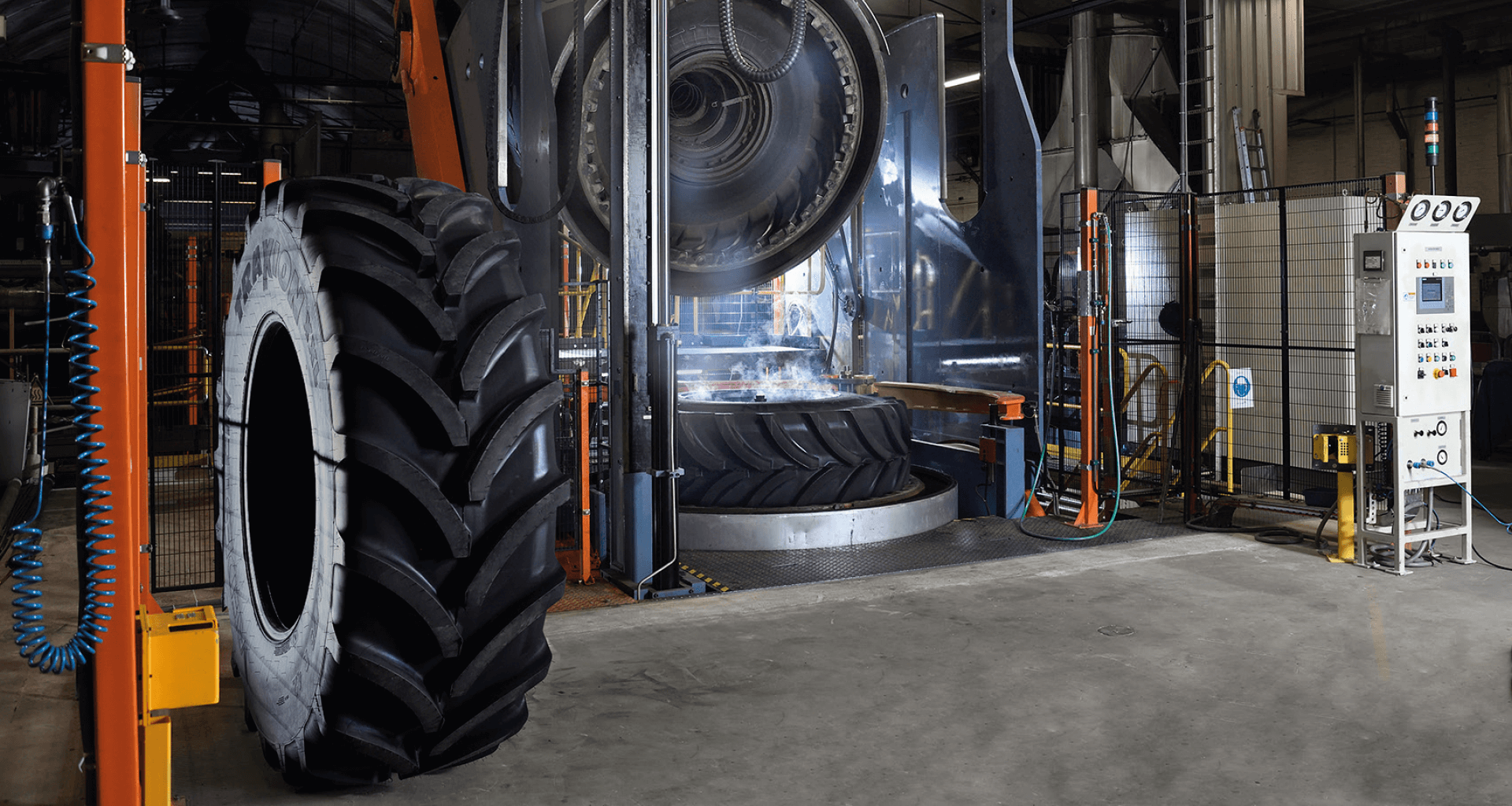 Apollo Vredestein expands agriculture tyre Production in Europe ...